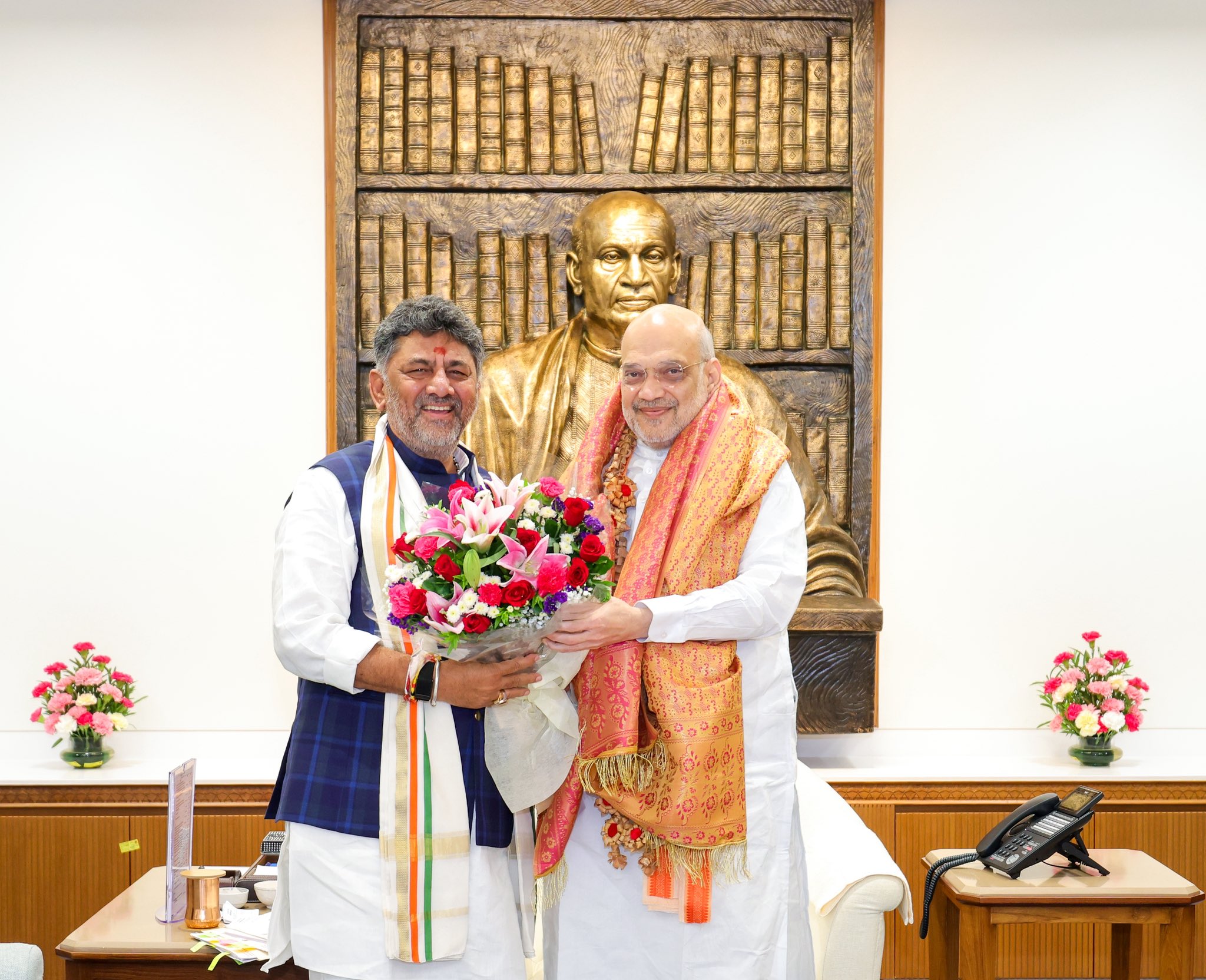 DK Shivakumar Amit Shah Meeting on Security and Sugar